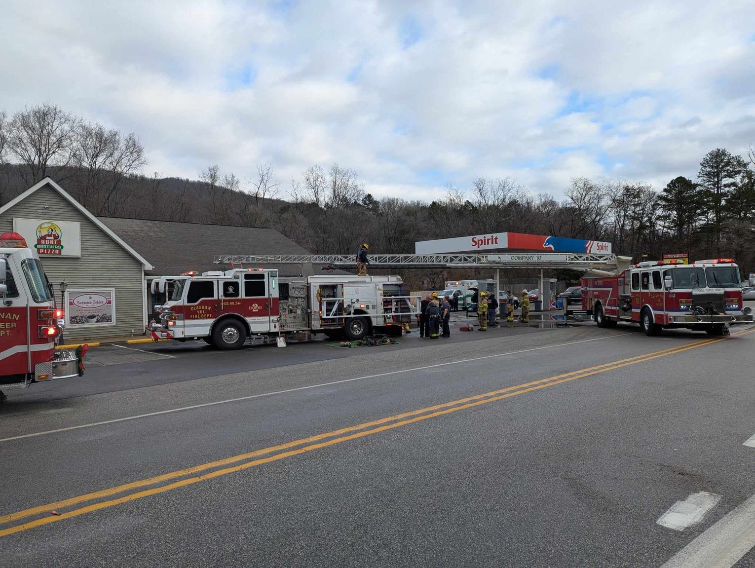Local Crews Respond To Fire At Natural Bridge Country Store
