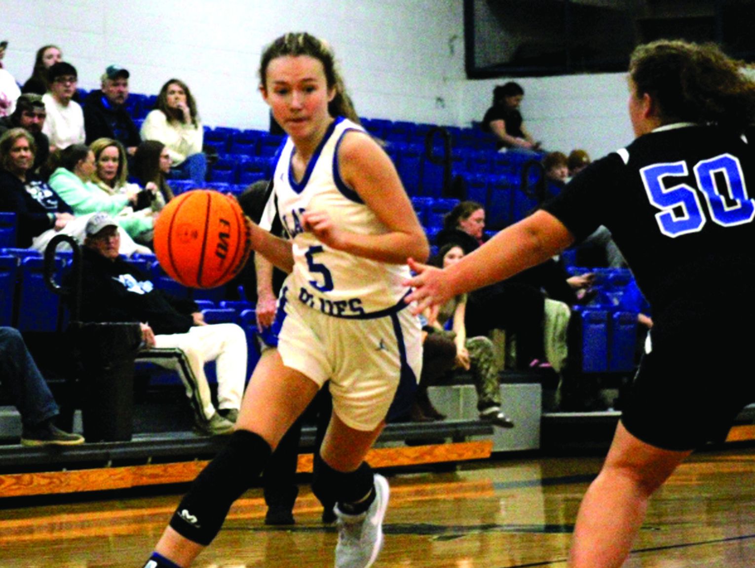 PM Girls Fall In Opener