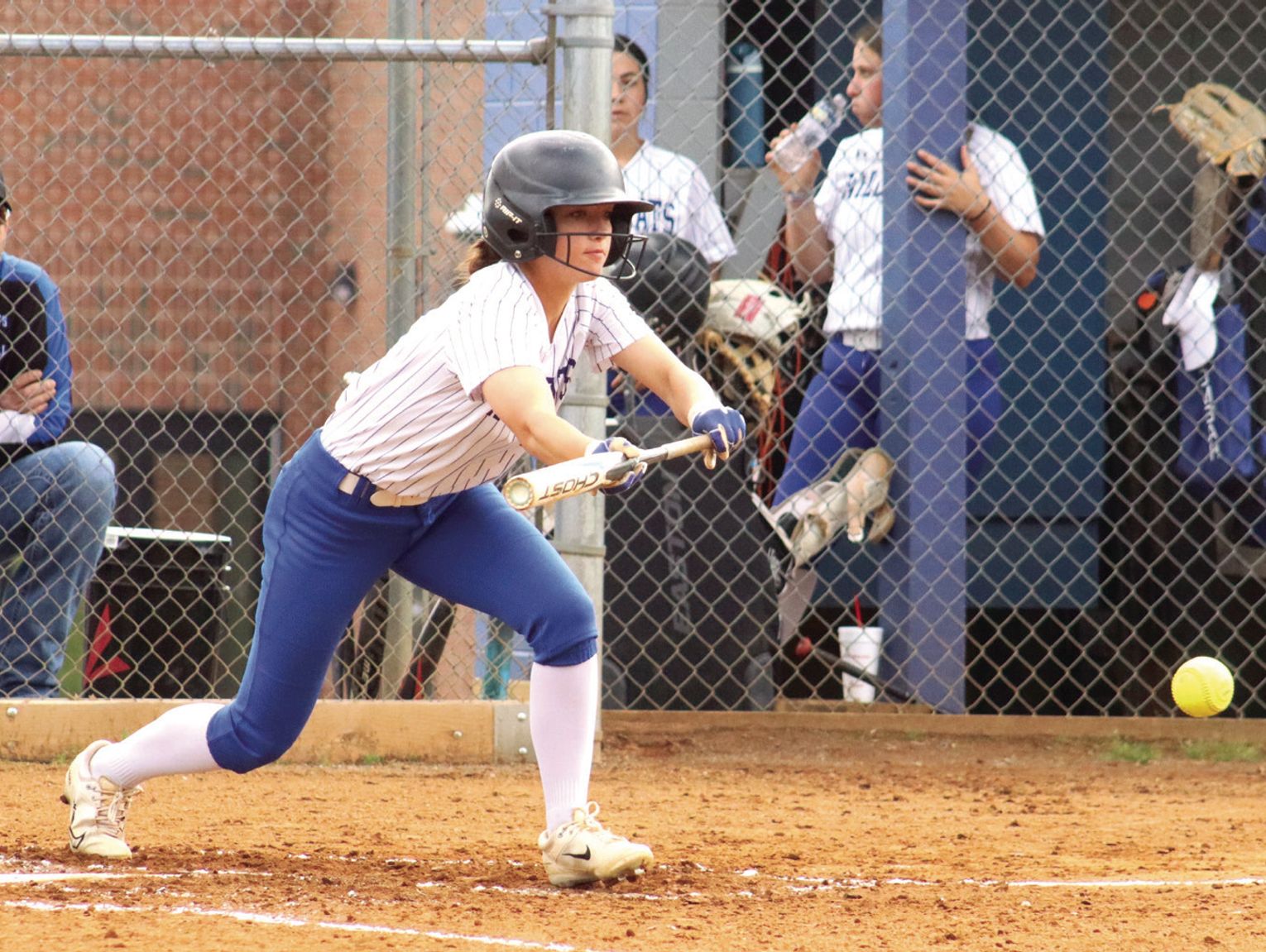 RC Softball Drops Close Pair